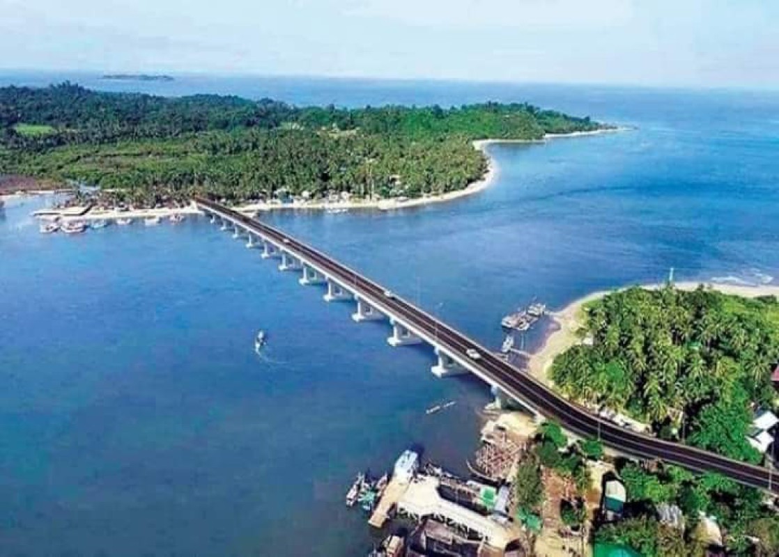ငွေကျပ်သန်း ၉ဝဝဝ နီးပါး အကုန်အကျခံကာ တည်ဆောက်ထားသည့် “ဂွချောင်းတံတား