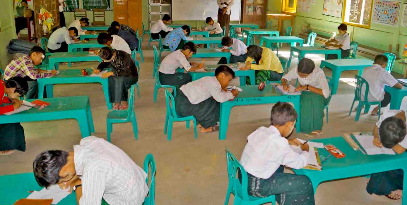 ၂ဝ၂၃ ၂ဝ၂၄ ပညာသင်နှစ်မှစ၍ အလယ်တန်းဆင့် အောင်မြင်ပြီးသူတိုင်းကို အသက်မွေး