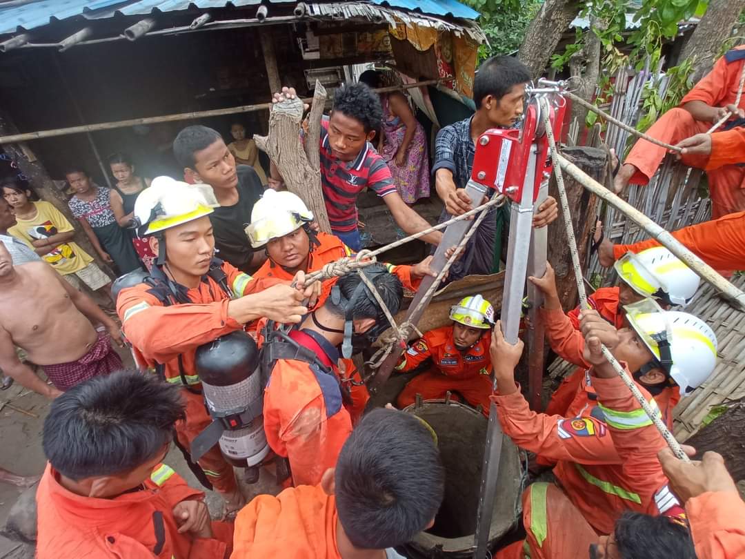 ရေတွင်းထဲပြုတ်ကျသော ဖခင်ဖြစ်သူအား သားဖြစ်သူကဆင်းကယ်ရာမှ သားအ‌ဖနှစ