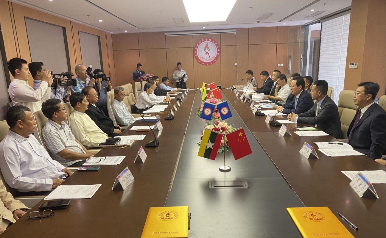 ကျောက်ဖြူ ကျီလင် ချစ်ကြည်ရေးမြို့တည်ဆောက်ရန် မြန်မာ တရုတ် ဆွေးနွေး
