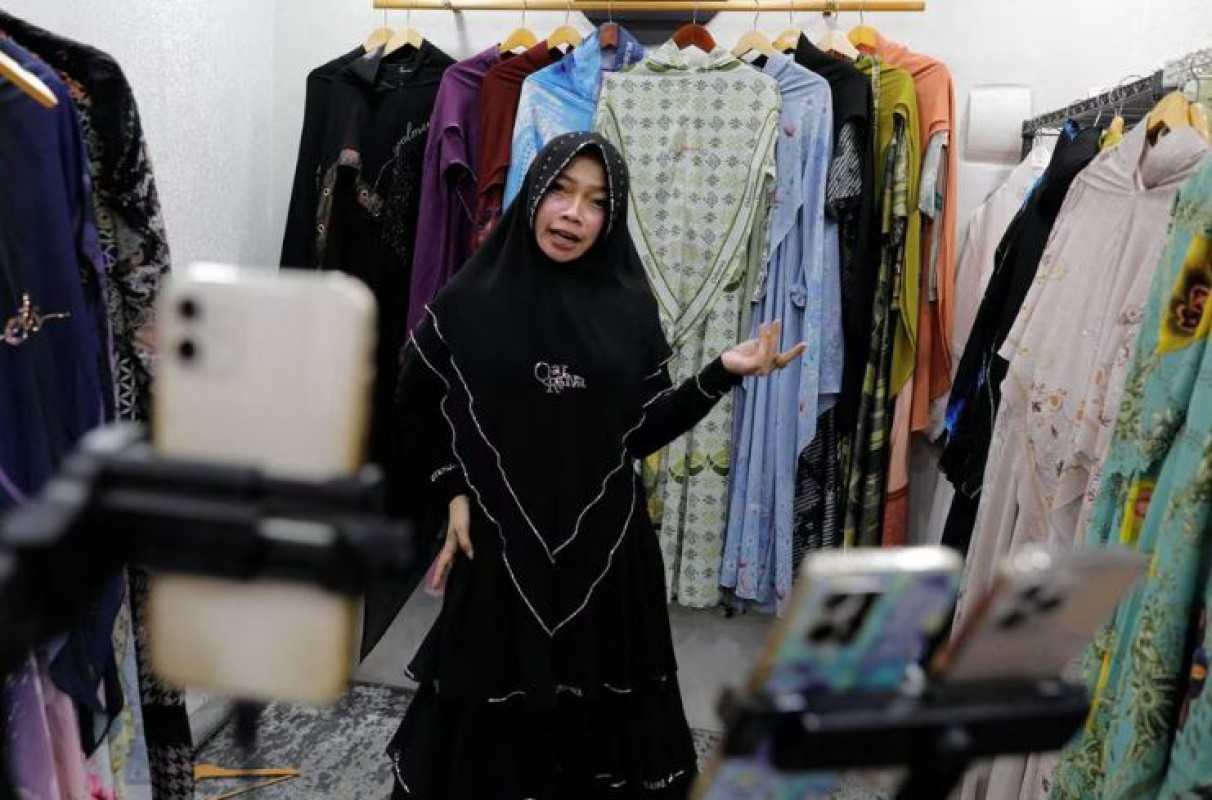 အင်ဒိုနီးရှားက ဆိုရှယ်မီဒီယာပေါ်မှာ E Commerce အရောင်းအဝယ်တွေ ပြုလုပ