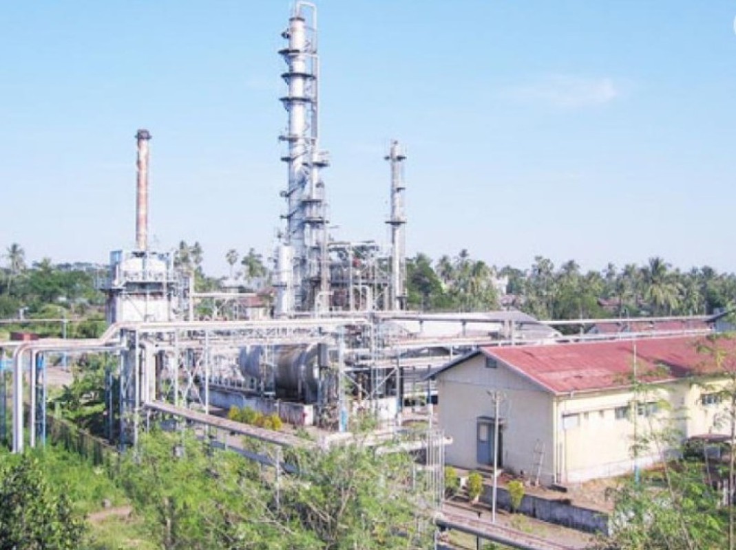 နိုင်ငံပိုင်ရေနံချက်စက်ရုံများမှ ရေနံထွက်ပစ္စည်းထုတ်လုပ်မှုသည် ပြည်တွင